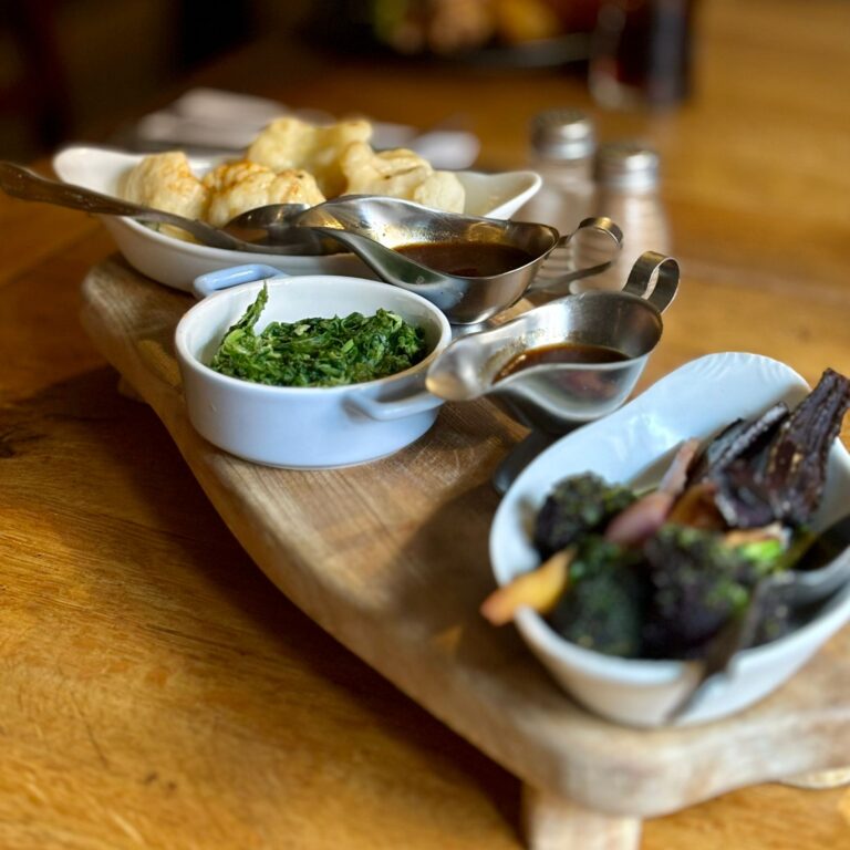 The New Inn Salisbury - Cathedral View Pub Garden